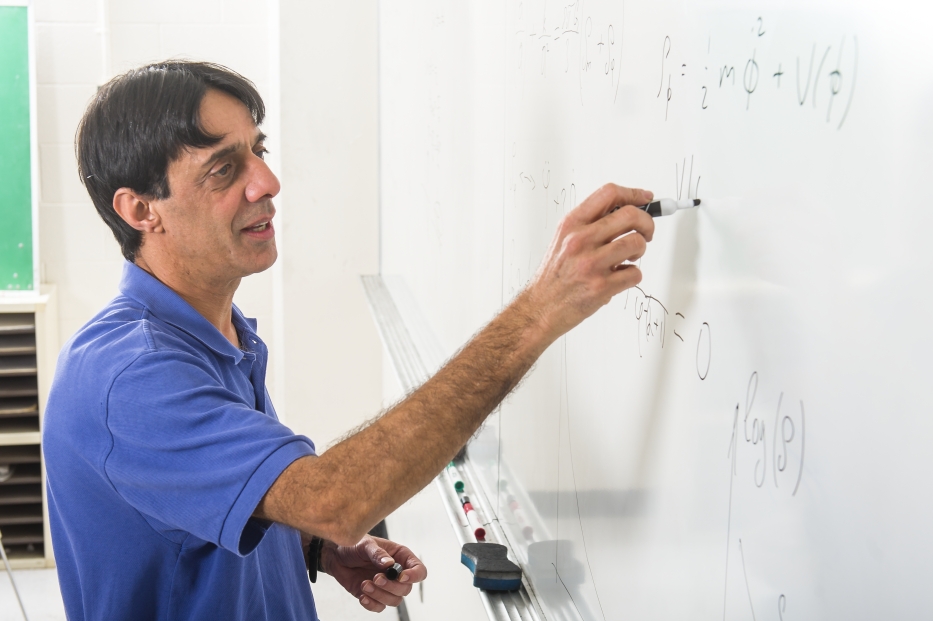 Bharat Ratra, Winner of APS Lilienfeld Prize, on What’s Next for ...