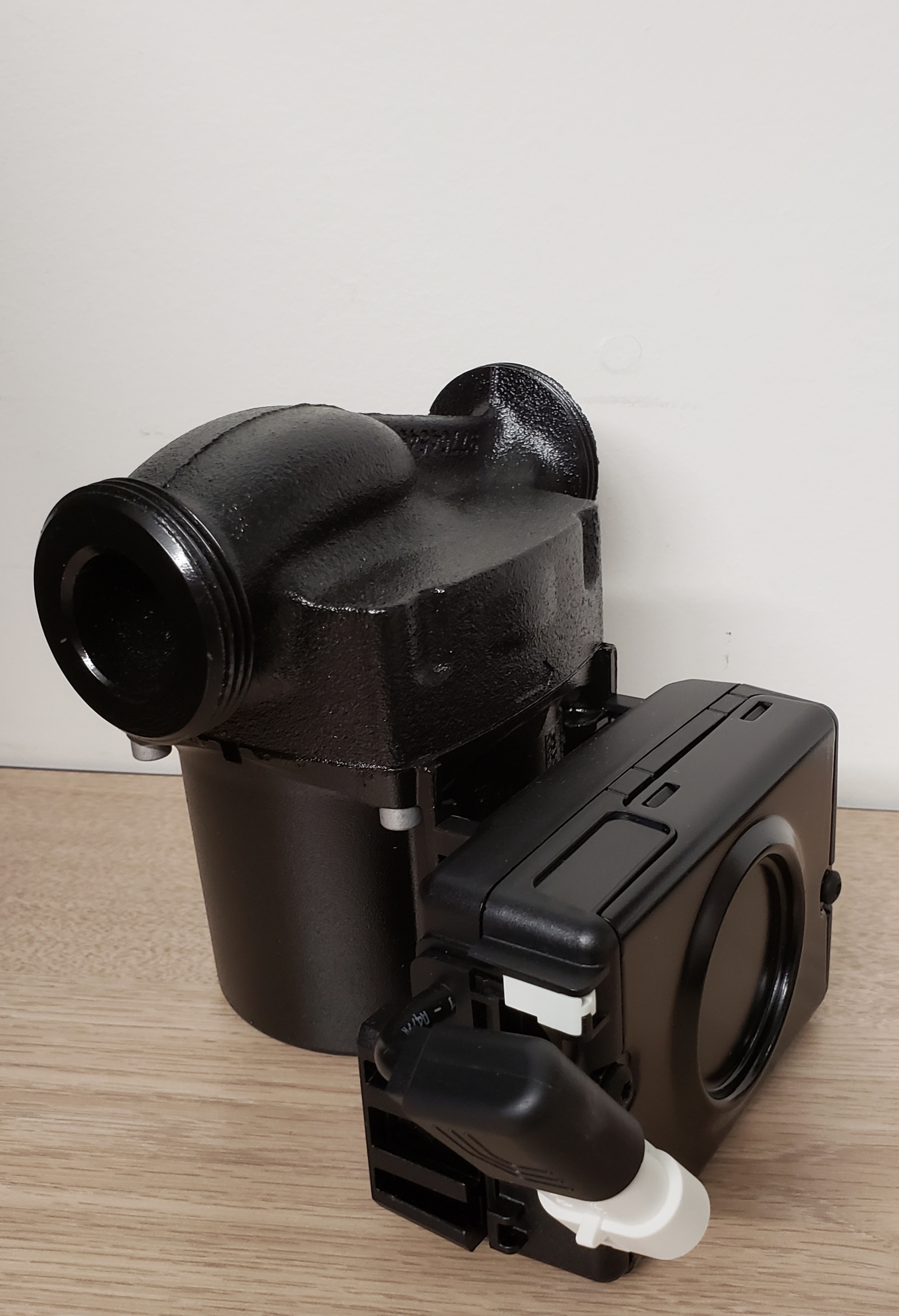 Aquifer Distribution | Viessmann Manufacturing®~13020 | Hot Water ...