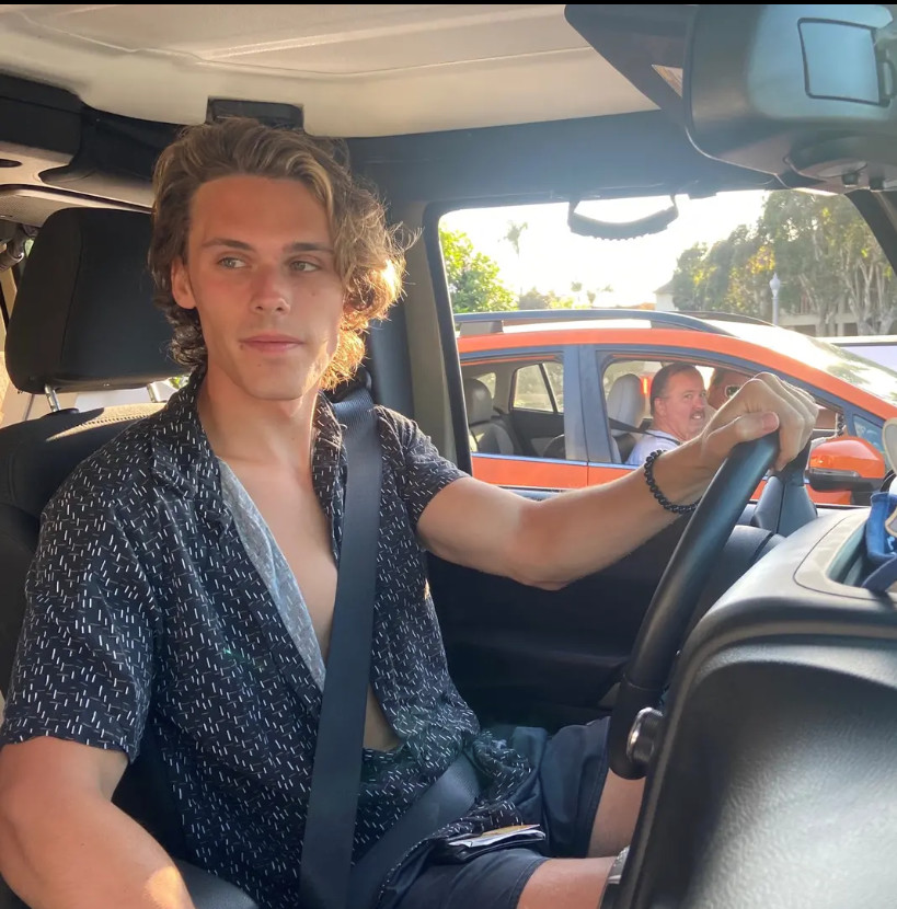 austin-rabin-dropshipping-e-commerce-business-private-group #e-club