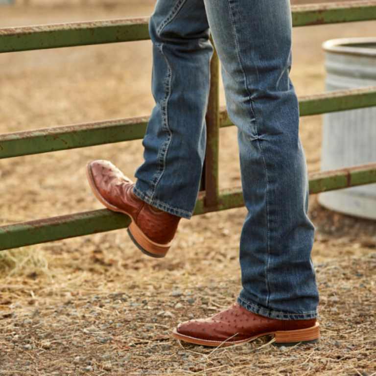 Men’s Style Guide: Cowboy Boots and Jeans | Ariat
