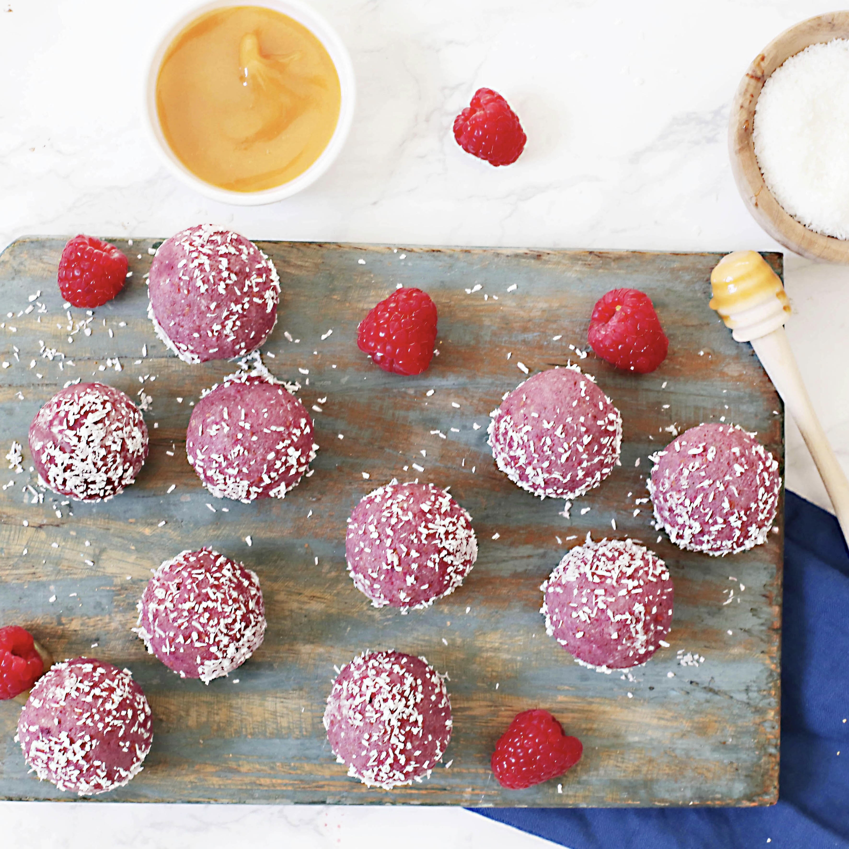 Energy Bites med smak av jordbær og Manuka honning