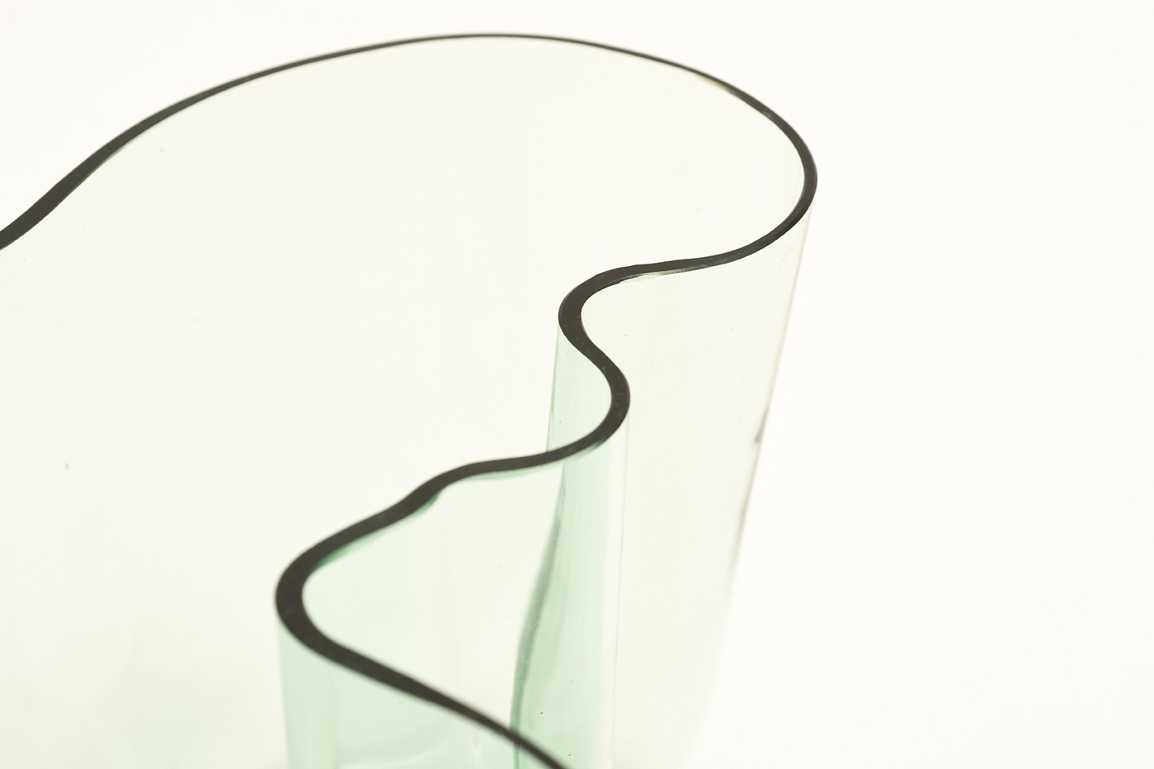 Savoy Vase - Artek