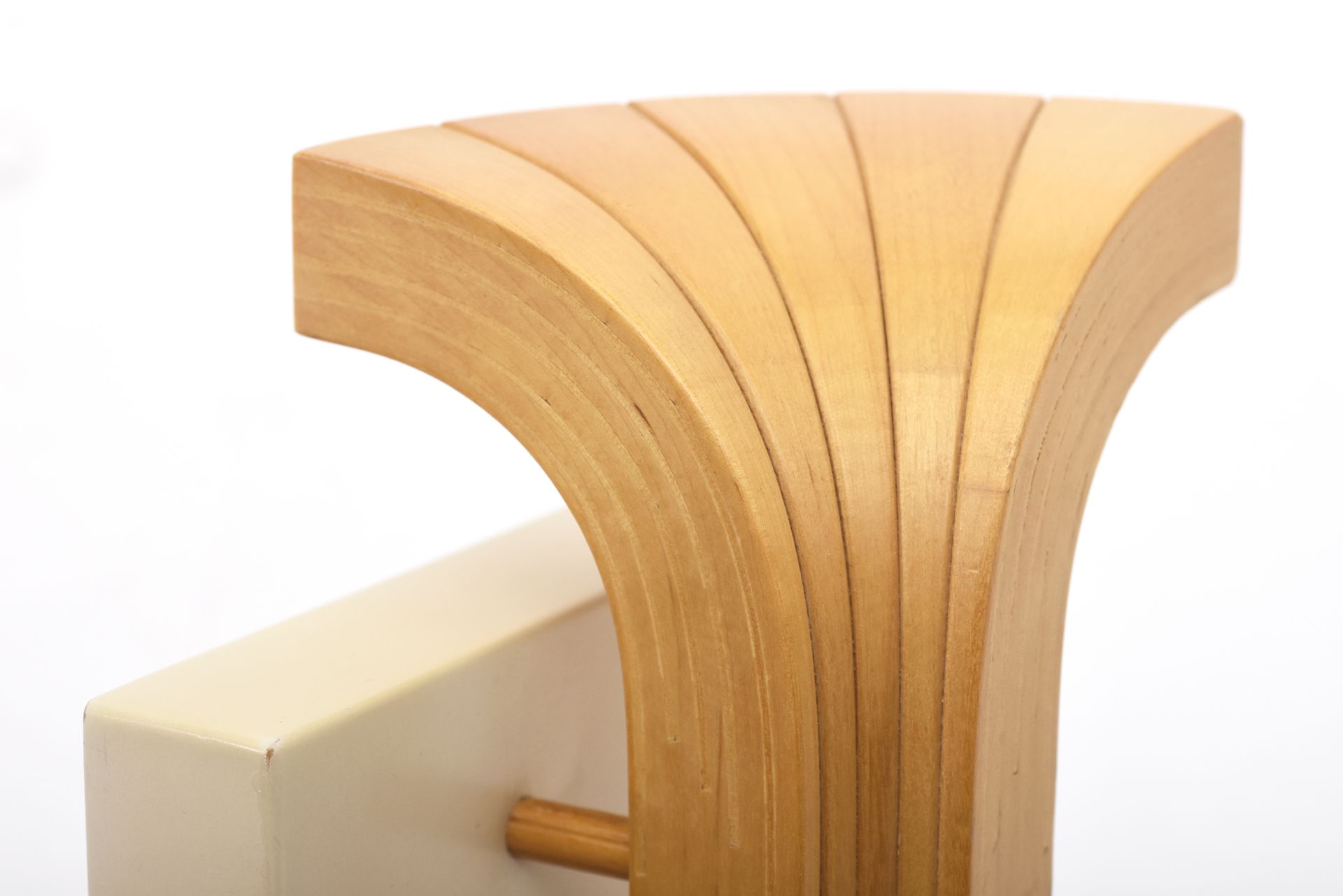 Artek’s Decorative Fan-Leg Sculpture - Artek