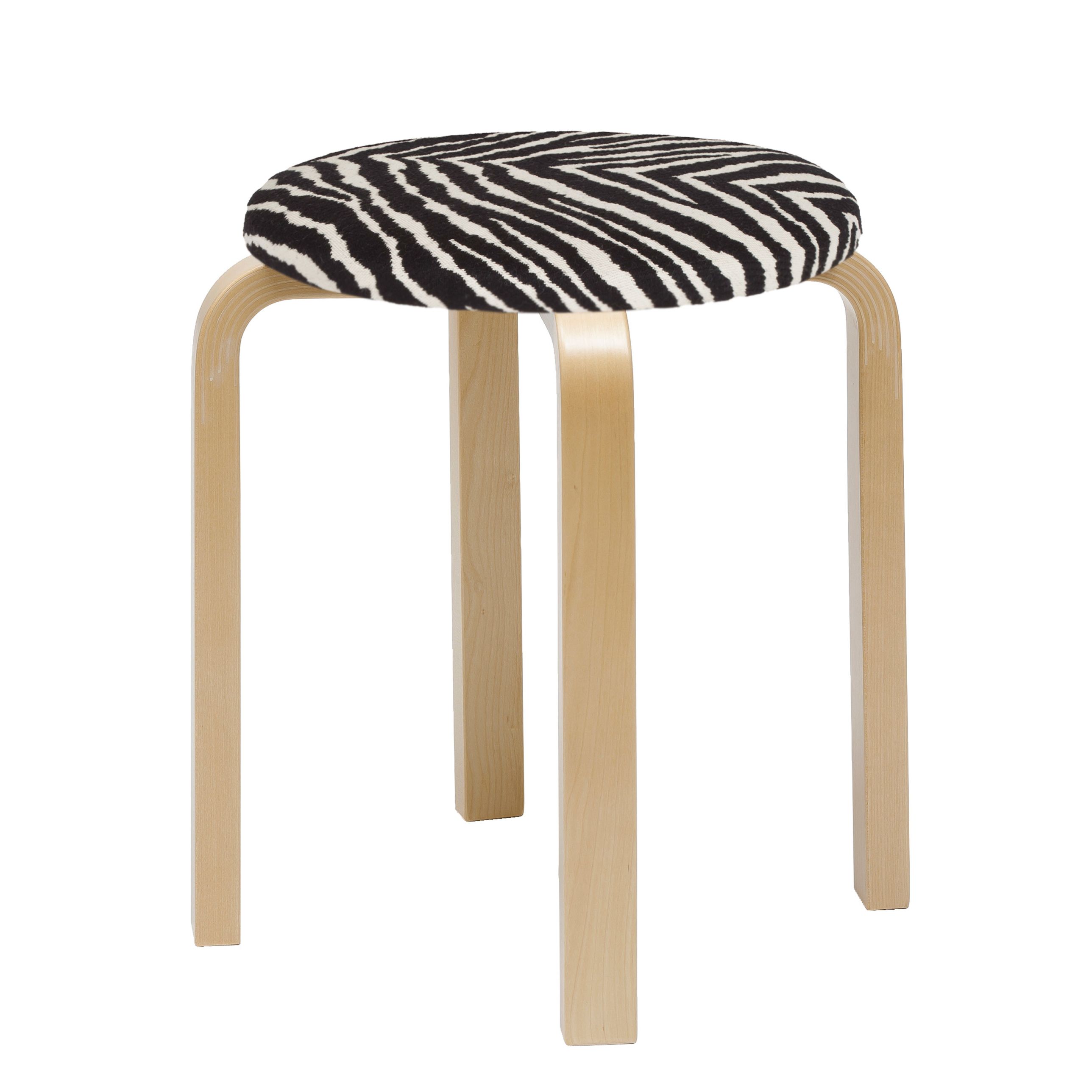 Artek - Jakkara E60