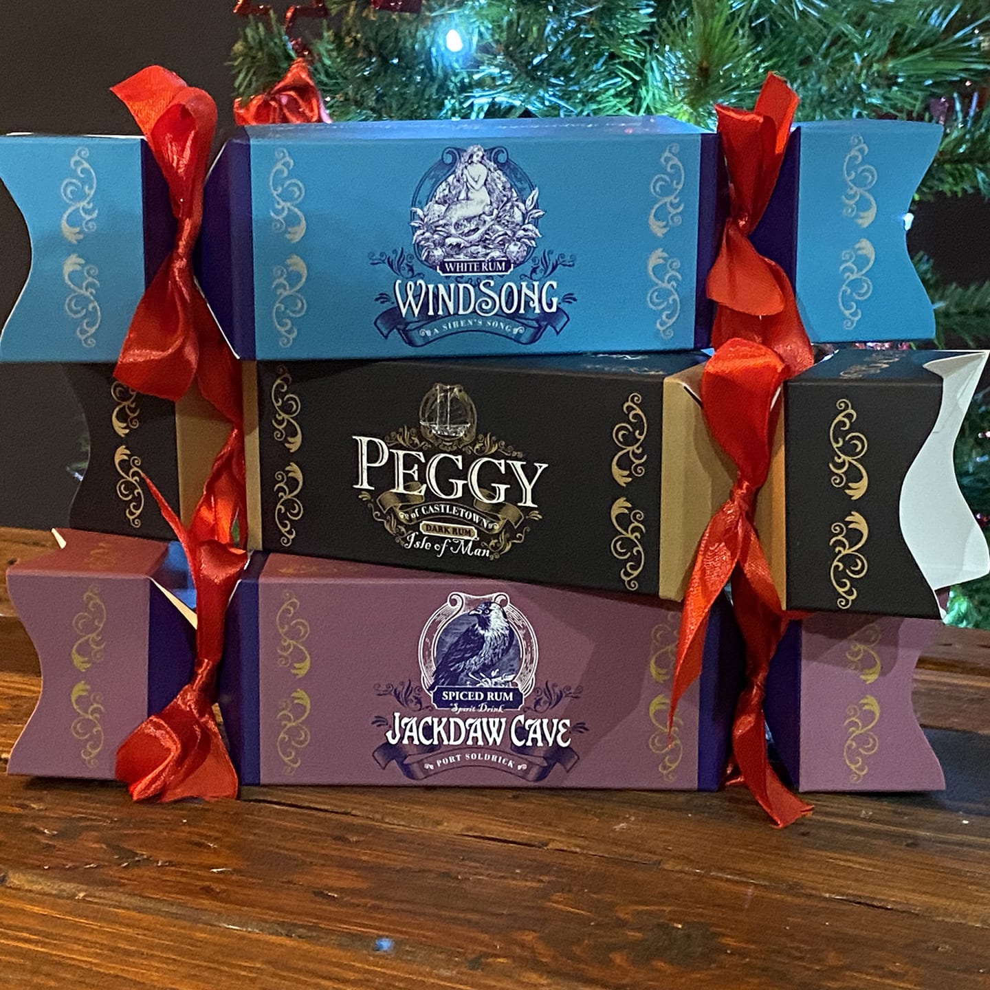 Festive Crackers - Far Shore Merchants