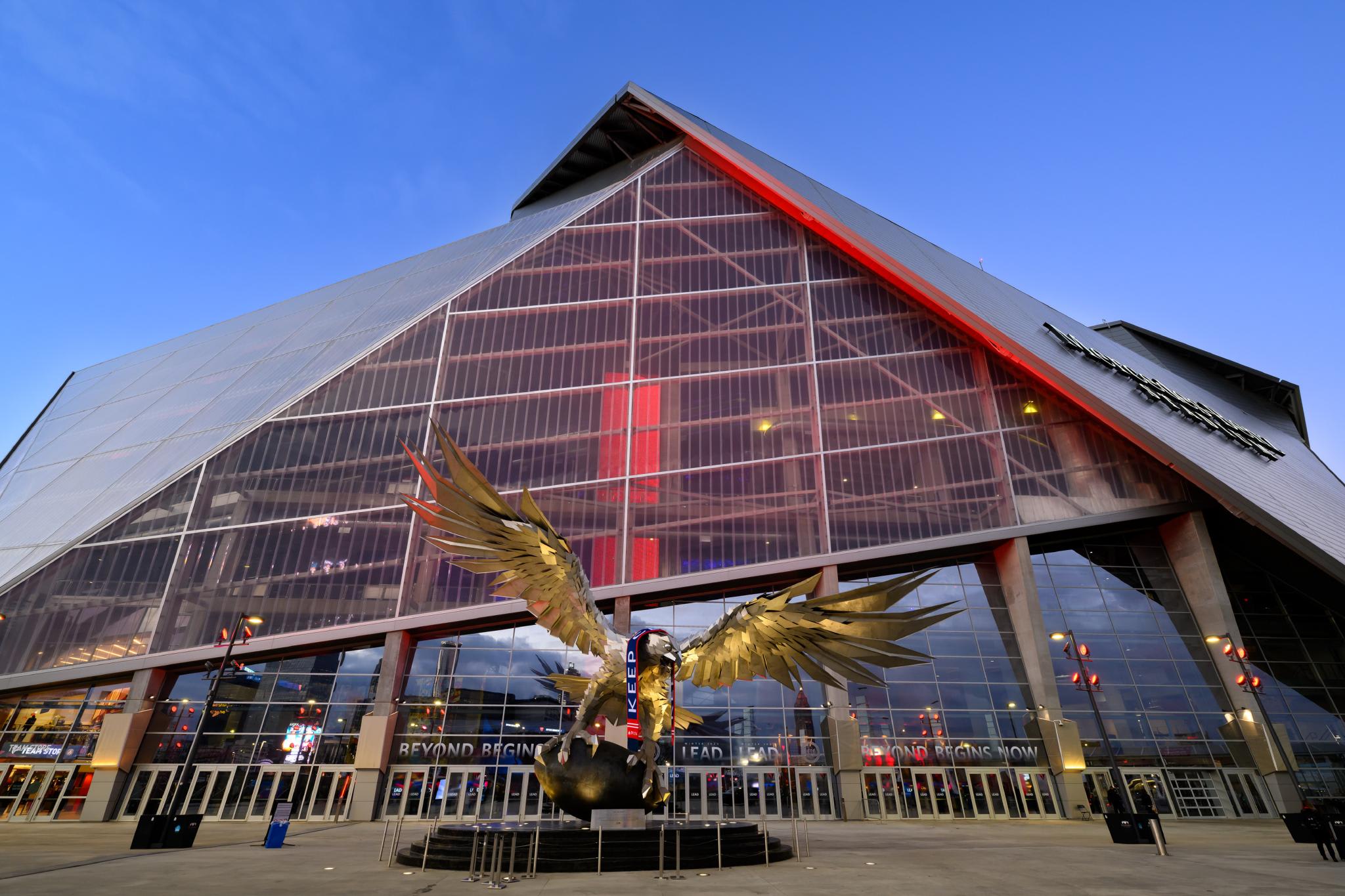 Mercedes-Benz Stadium - New Atlanta Falcons Football Stadium | Discover ...