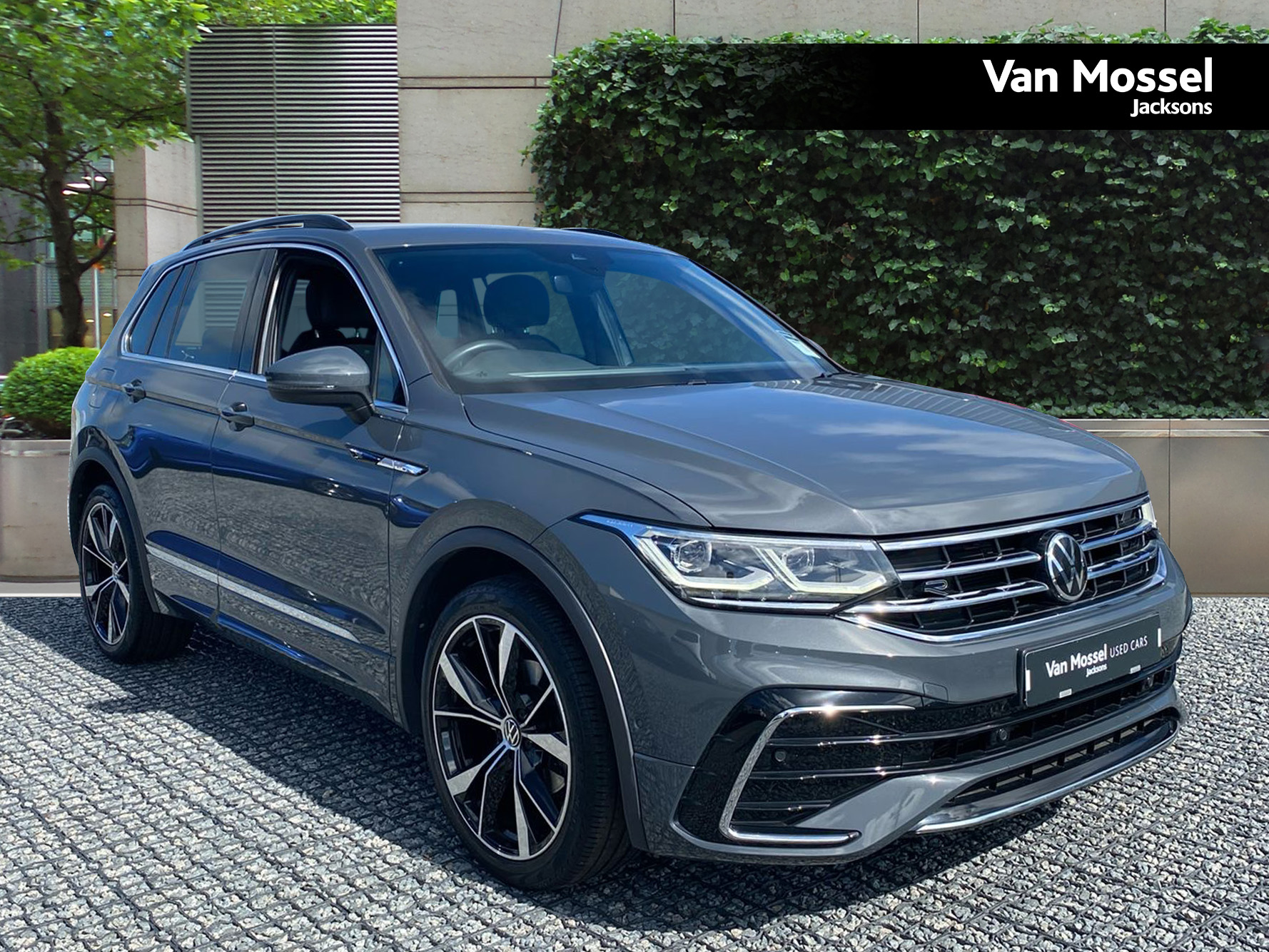 Volkswagen Tiguan R-Line - Cars - Tig.gg