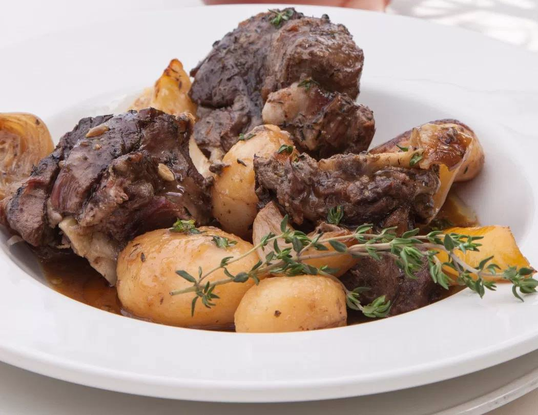 Psistaria Estia, Mesa Geitonia, Limassol, Cyprus - Menu - Wolf