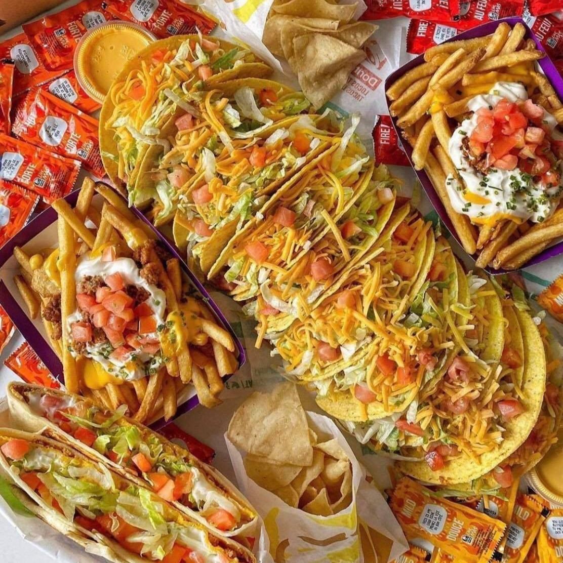 Taco Bell - Kings Avenue Mall, Pafos Center, Paphos, Cyprus - Wolf