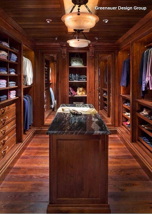 Walk-in Closet และสิ่งที่คุณต้องรู้เมื่อออกแบบด้วยตัวเอง