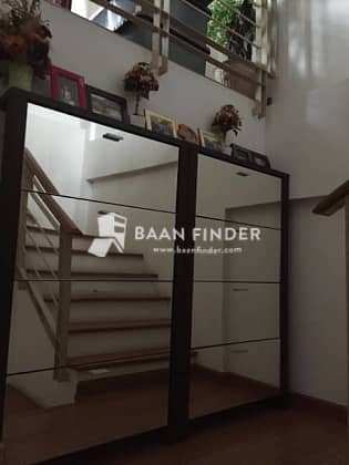 ราคาพิเศษขายทาวน์โฮม 3 ชั้น บ้านกลางเมือง BTS ศรีลาซาล ,BTS บางนา ,เล่น ...