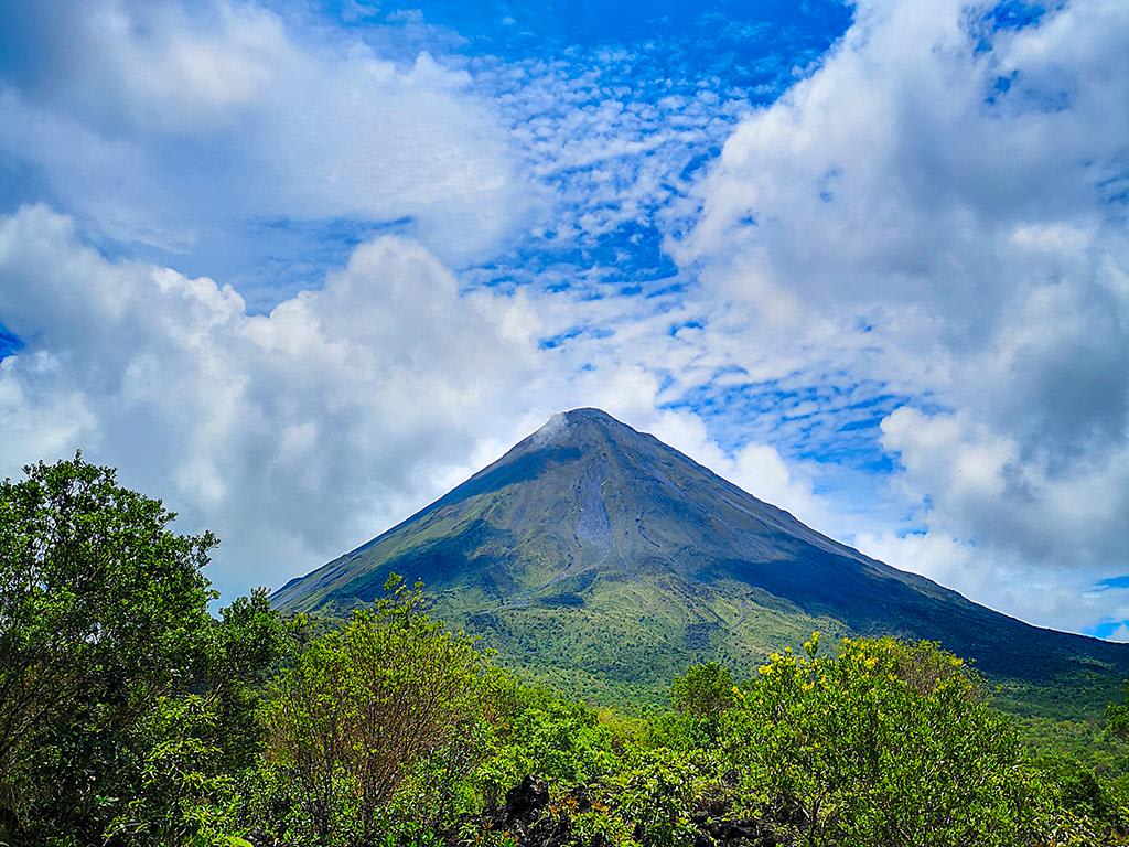 Costa Rica Volcano Adventure 4D/3N