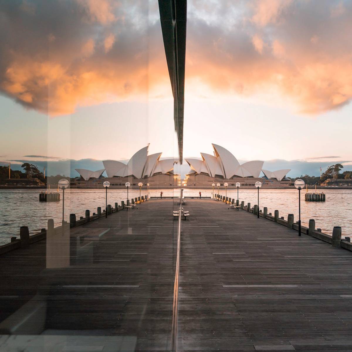 HOUSE REFLECTIONS - Baresque