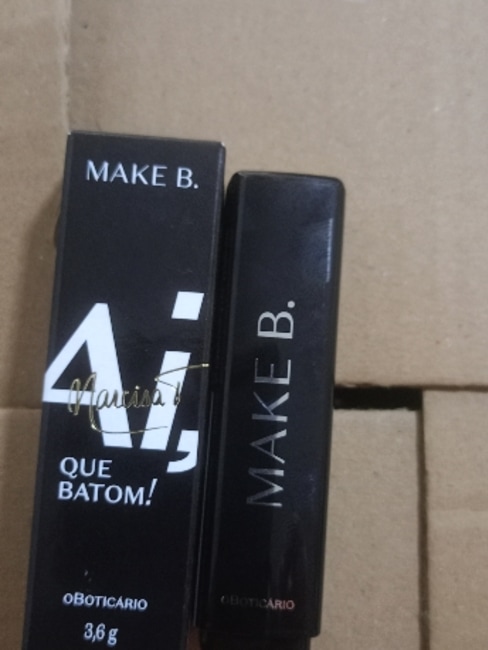 Batom Vermelho Don´t Touch, It´s Art Make B. By Narcisa 3,6g | O Boticario