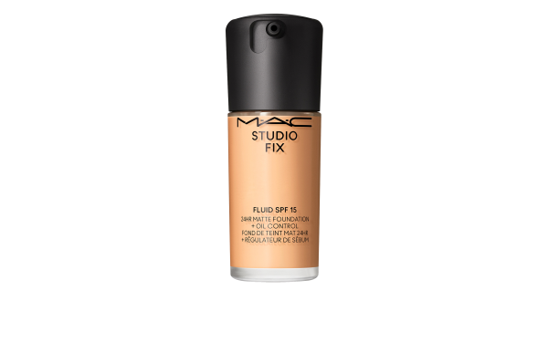 Base M·A·C Studio Fix Fluid Foundation NC20 | Beleza Na Web PRO Pro