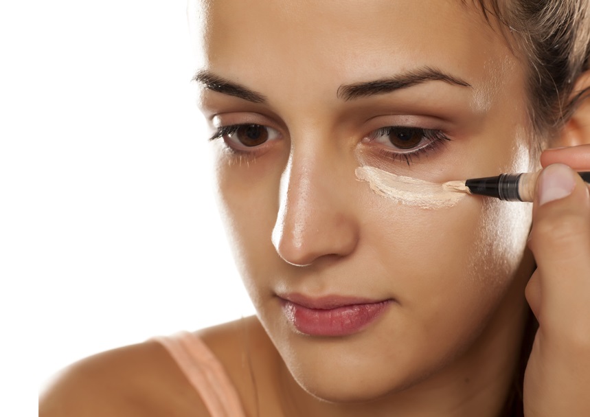 Corretivo facial: como escolher o tom e acabamento certos | O Boticário