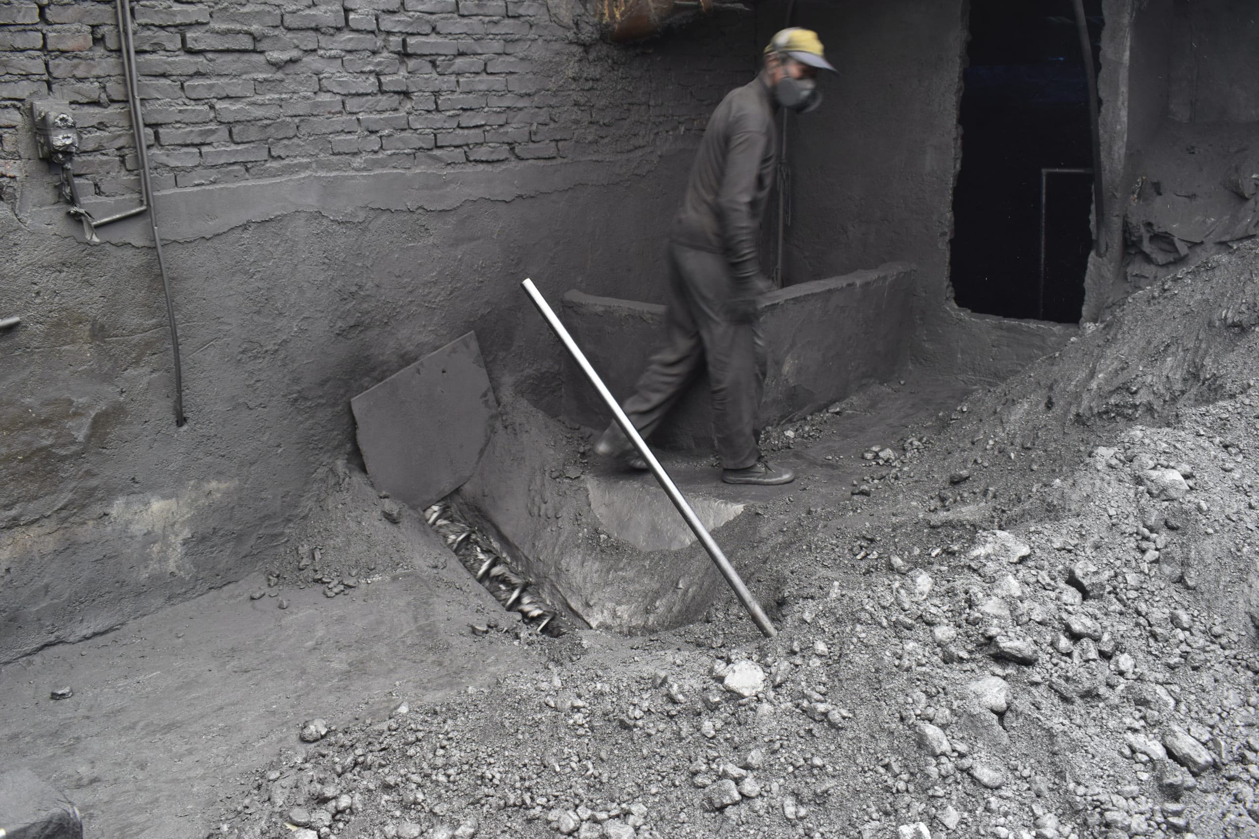 Graphite inventories in China shrink ahead of winter shutdowns ...