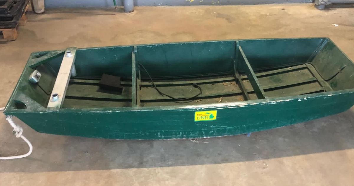 Electrofishing Barge Offsite: Charlevoix, MI - BidCorp Auctions