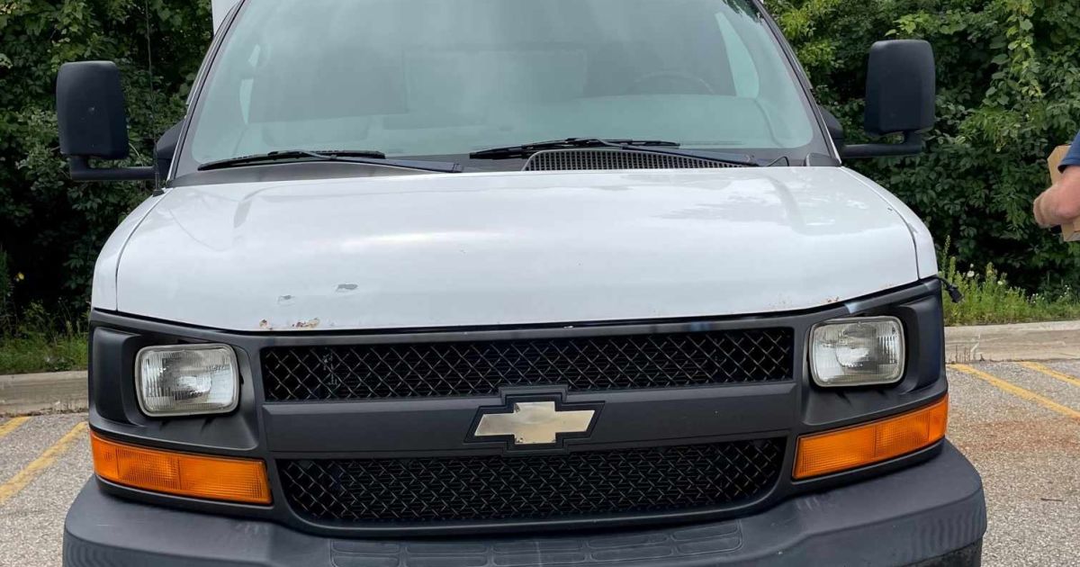 2007 Chevrolet Express Cube Van - BidCorp Auctions