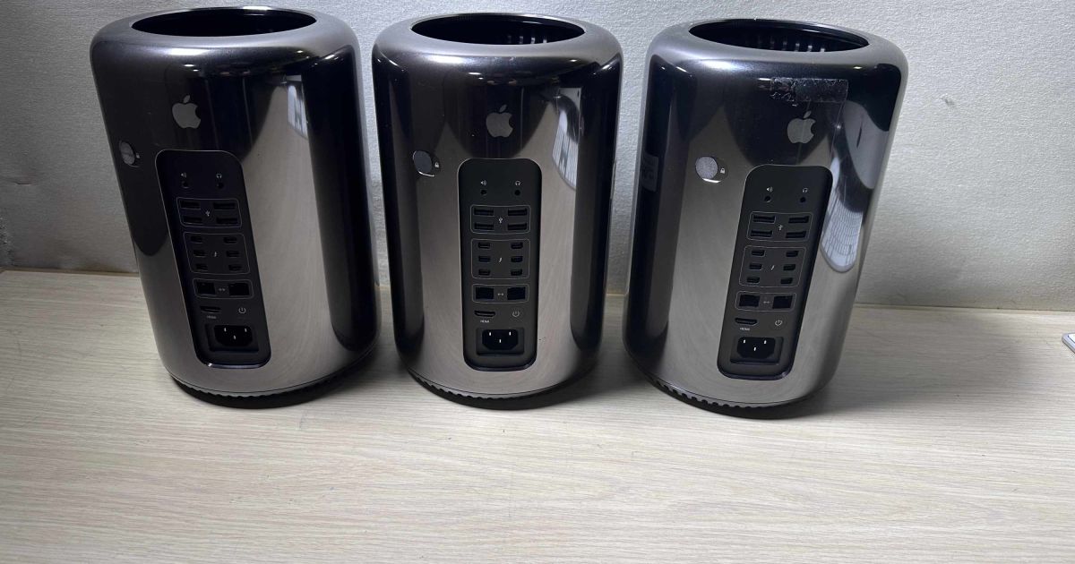 3 each - Apple Mac Pro Towers - BidCorp Auctions