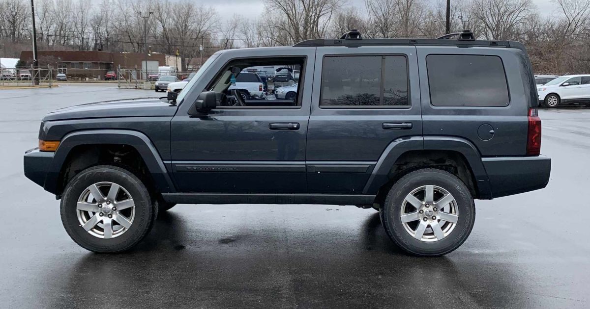 2007 Jeep Commander - BidCorp Auctions