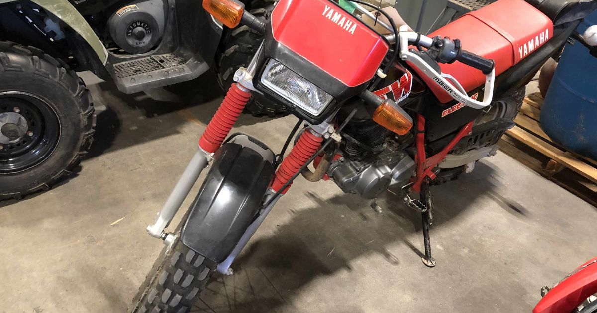 Tow Out 1989 Yamaha 1 CYL 200cc Off Road Motorcycle (106439) - MiBid ... Tow Out 1989 Yamaha 1 CYL 200cc Off Road Motorcycle (106439) - MiBid ...