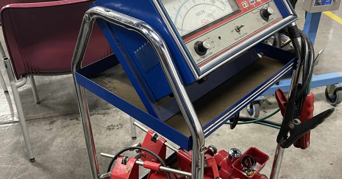 Sun Vat-40 Charging Testing Station with Stand and Cables - BidCorp ...