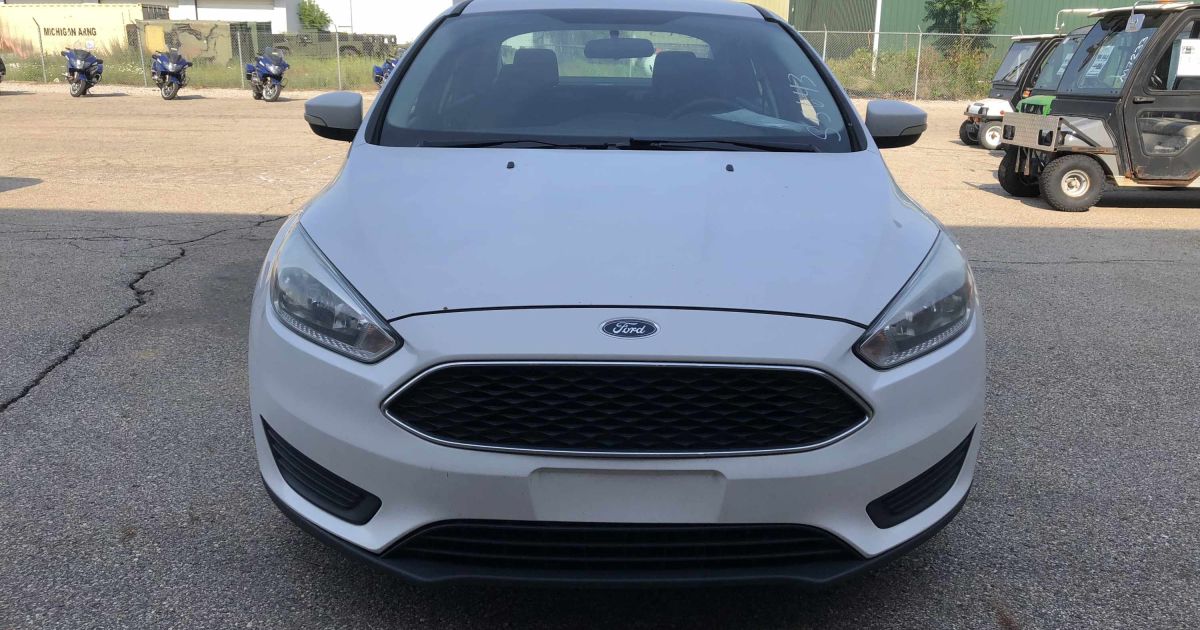 Tow Out 2015 Ford Focus SE 4DR FWD Sedan 74,460 Miles #S5643 - BidCorp ...