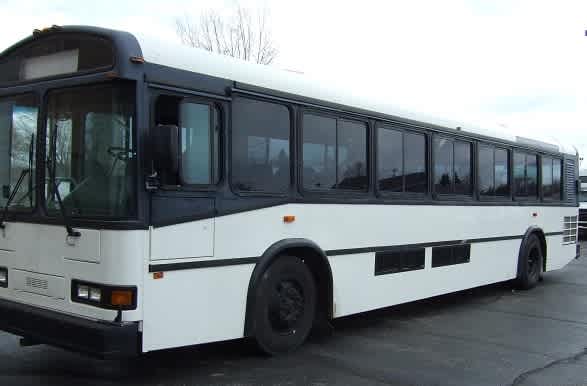 #71-2002 Thomas bus, Miles; 172,208, Offsite; Mt. Pleasant, Mi.48858 ...