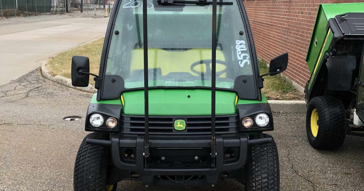 2015 John Deere Gator-XUV Utility Cart 5,266 Miles #S5988 - BidCorp ...