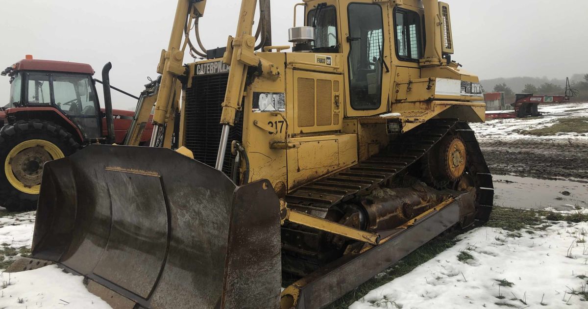 1993 D7H Crawler Dozer - BidCorp Auctions