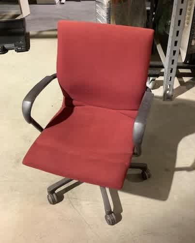 4 Red Rolling Chairs w/arms - BidCorp Auctions
