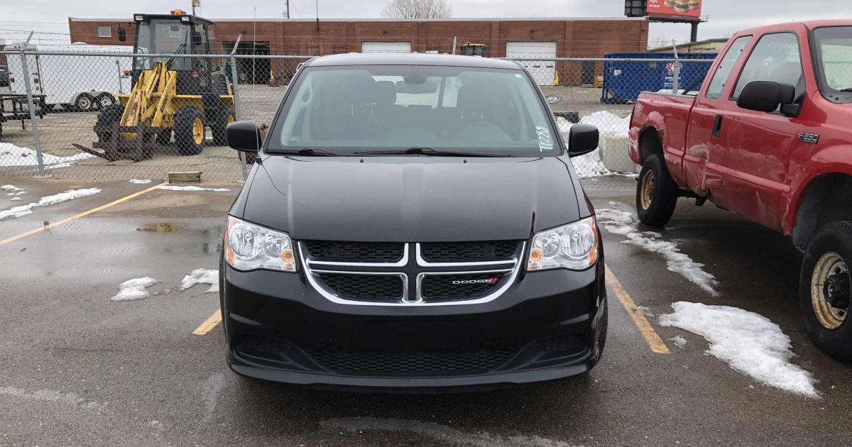 Tow Out 2019 Dodge Caravan 4DR FWD Van 64,033 Miles #T1288 - BidCorp ...