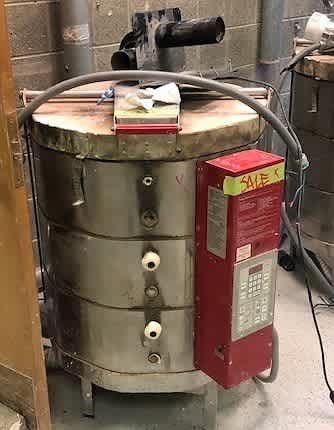Skutt Automatic Kiln Model# KM-1027-3 - BidCorp Auctions