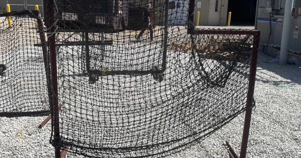 Baseball L Screen frame and net - Pitchers Screen - BidCorp Auctions