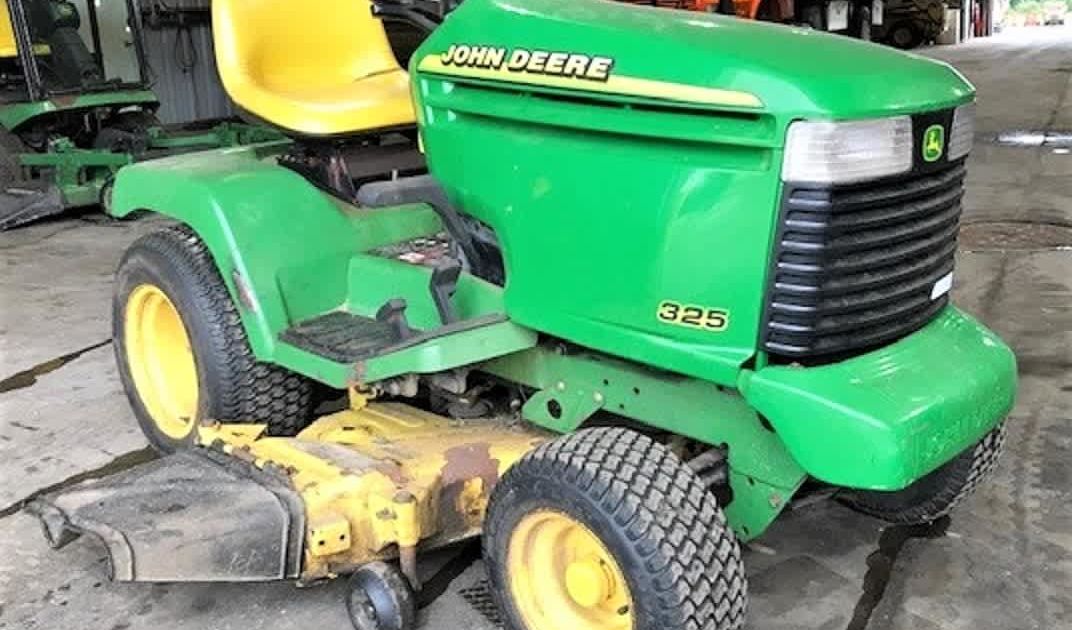 1995 John Deere 325 Lawn Tractor (05-1036), Offsite: Plainwell, MI ...