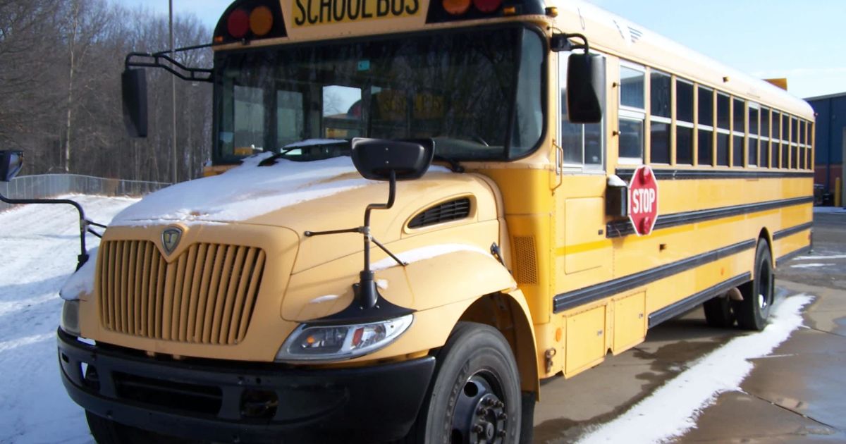 2007 International 77 Passenger Bus Offsite: Ionia, MI - BidCorp Auctions