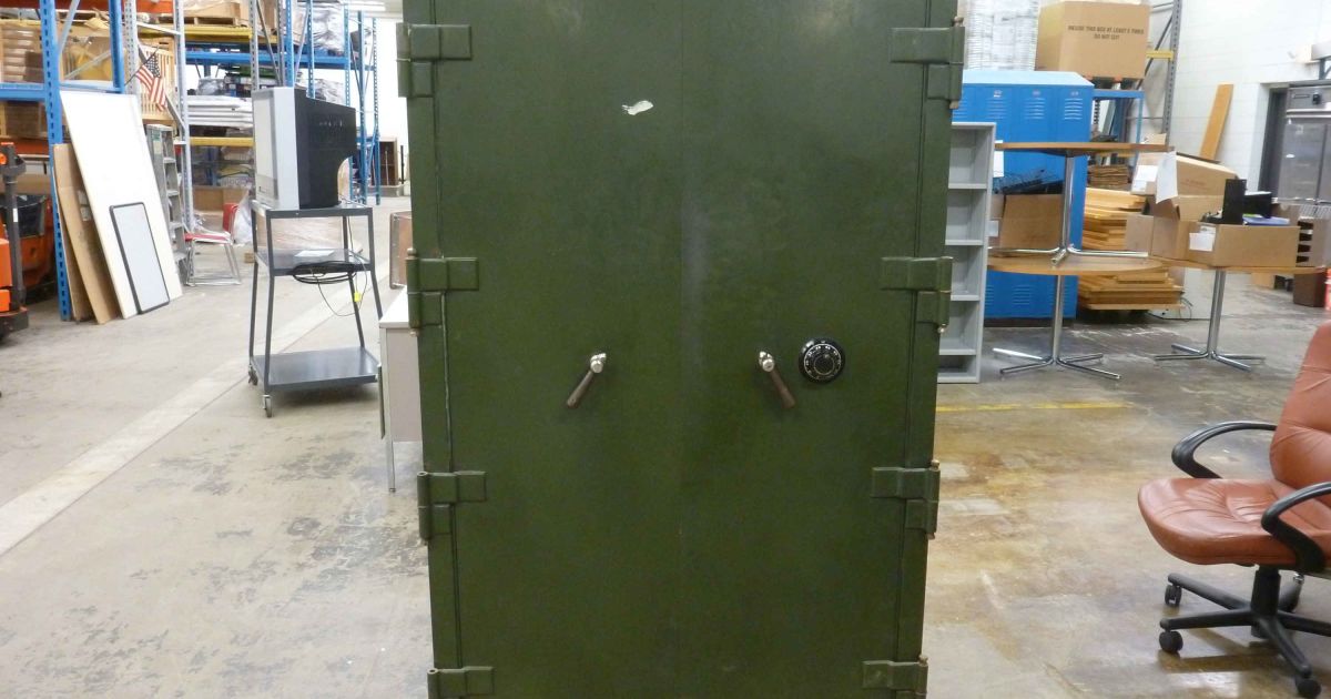 Meilink Steel Safe - BidCorp Auctions