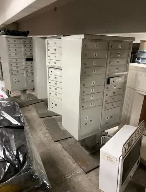Cluster Mailboxes - BidCorp Auctions