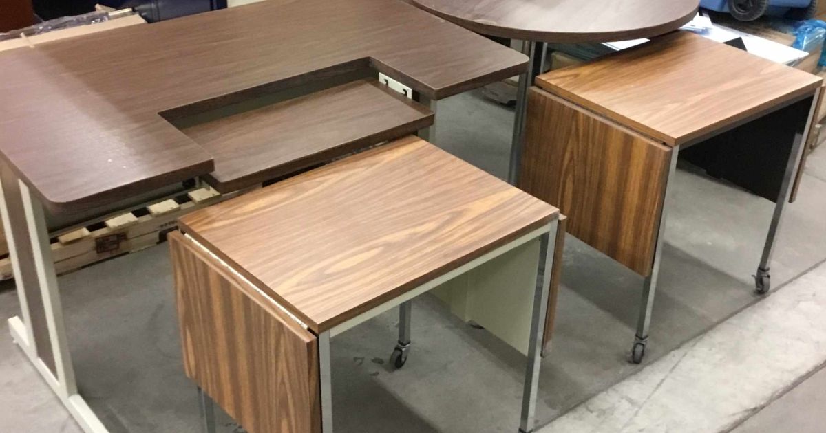 Round Table, Desk and 2 Rolling Tables - BidCorp Auctions