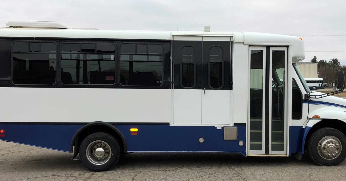 #20-2011 International Champion Bus, Miles; 314,313, Offsite; Bad Axe ...