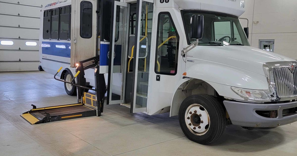 El Dorado National Medium Duty Bus 2011 - IC - BidCorp Auctions