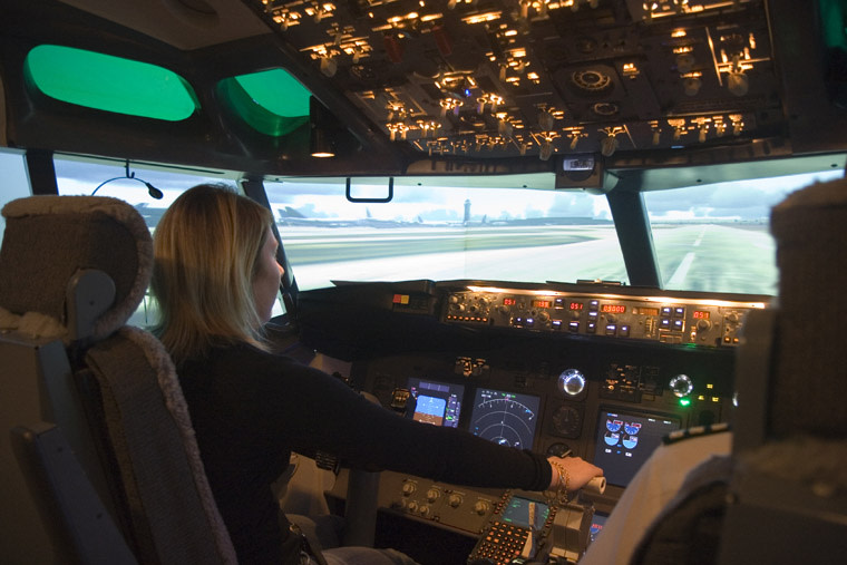 Ultimate Flight Simulator Package - one hour Captain's ...