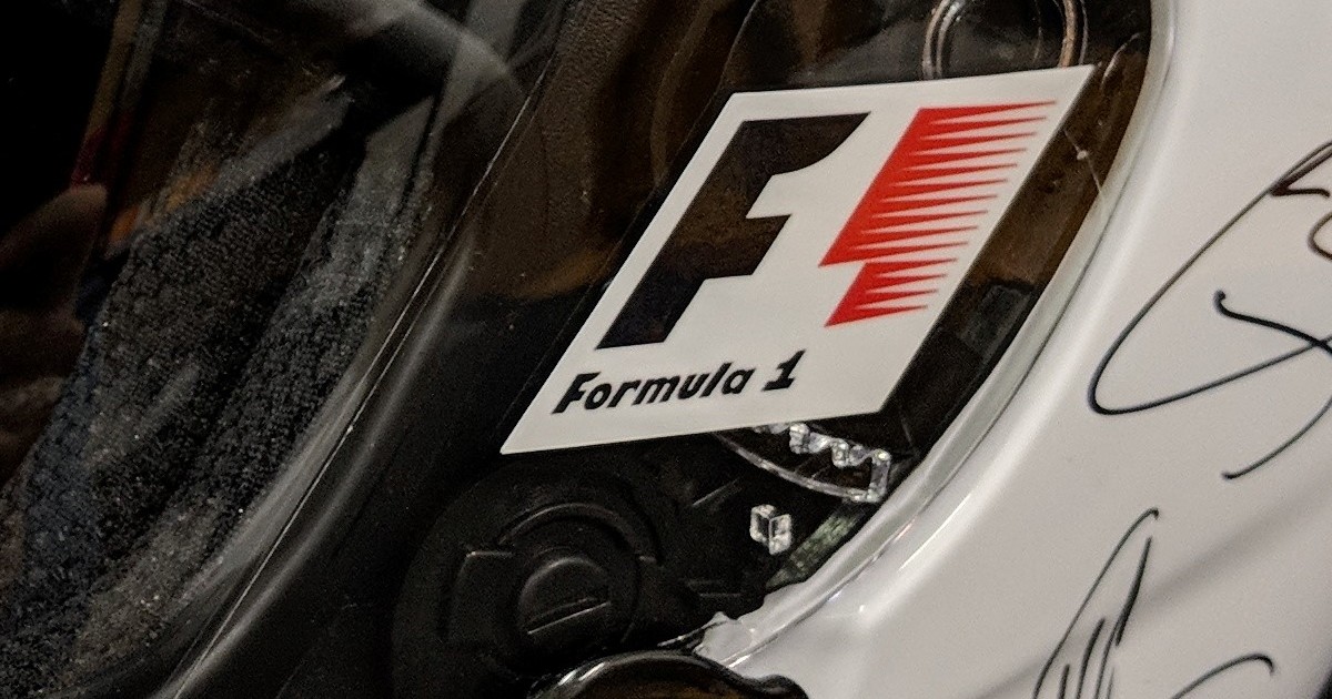 Formula 1 - Racing helmet signed by ALL the Drivers of 2019 ...
