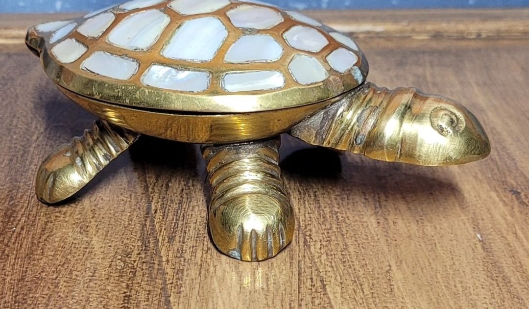 Brass Turtle Trinket Box | ccc2023 | Bid Now - ☑ $10 ...
