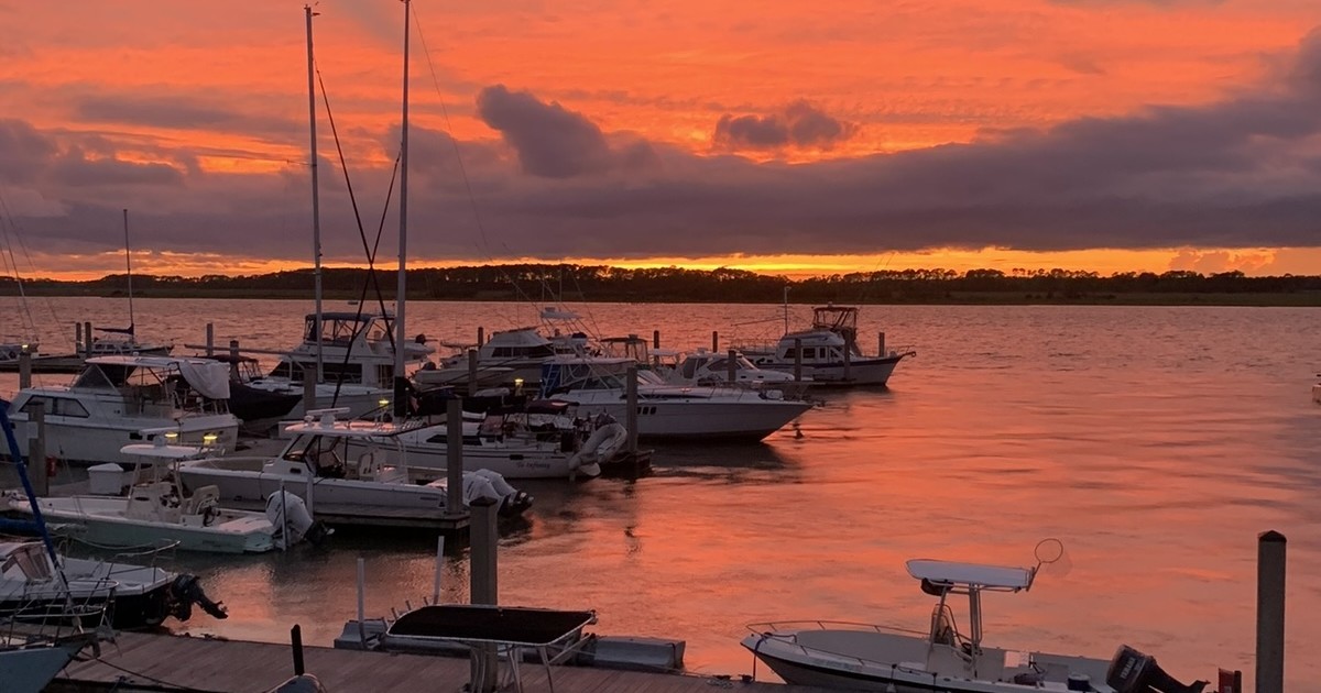 Test - Lilo's Low Country Luau | Items