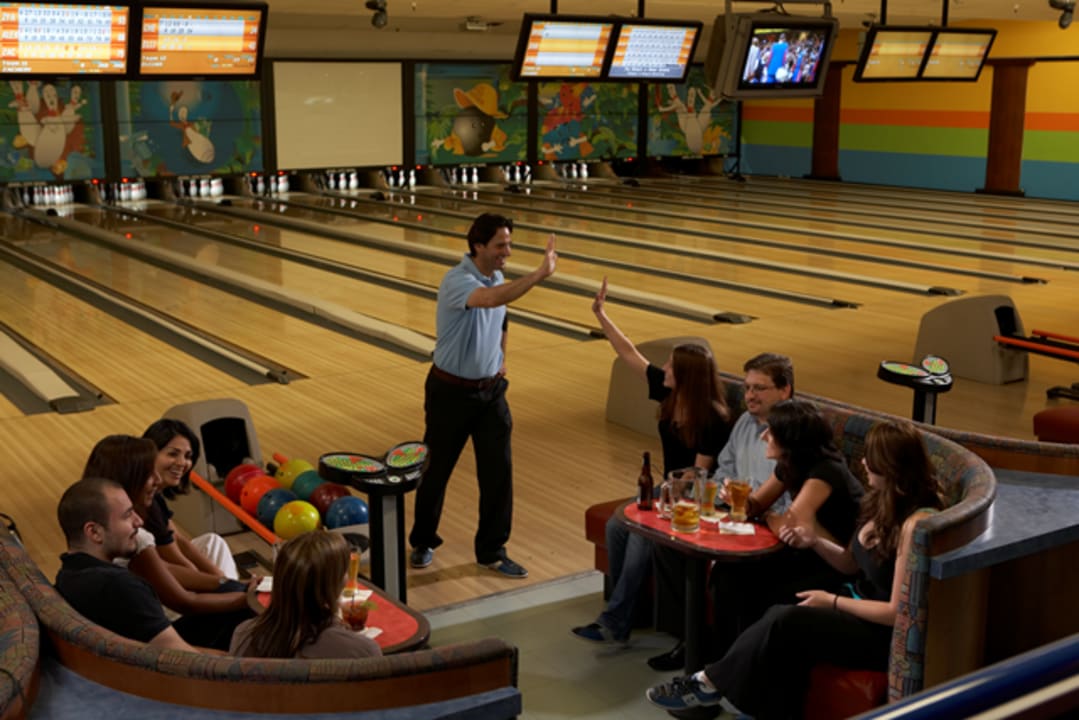 Back Alley Bowling - Northridge