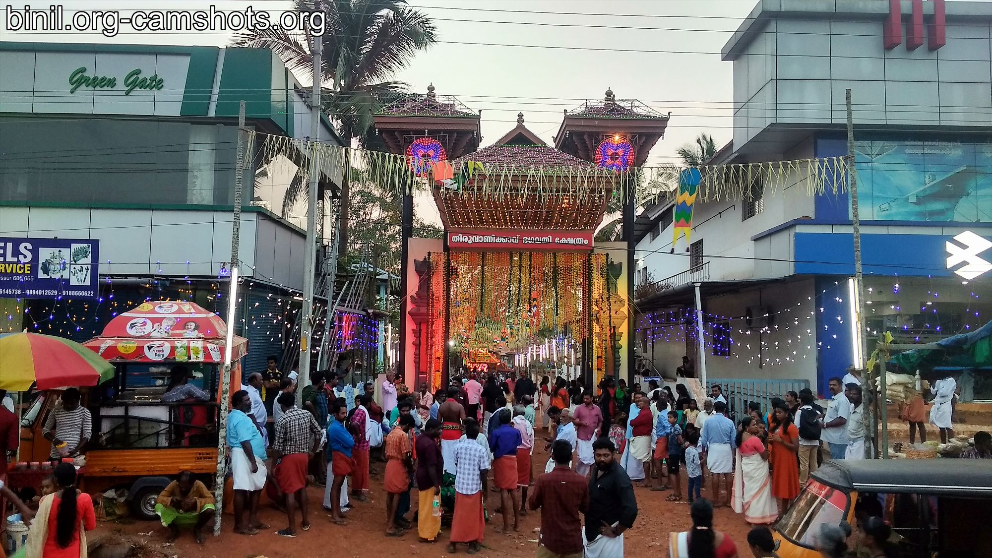Thiruvanikkavu Bhagavathy Temple Ollukkara - Binil's Travelogue