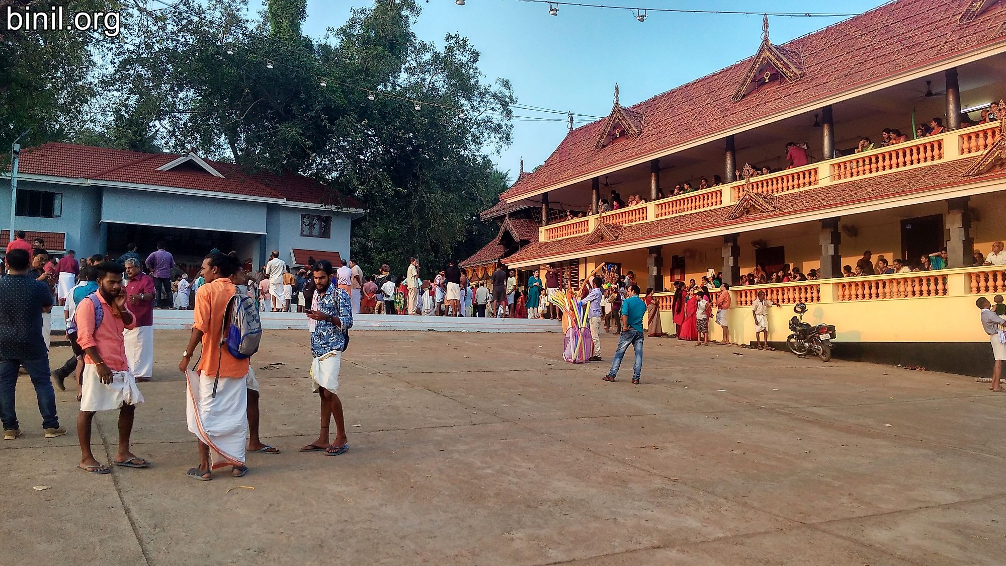 Arattupuzha Sree Sastha Temple - Binil's Travelogue