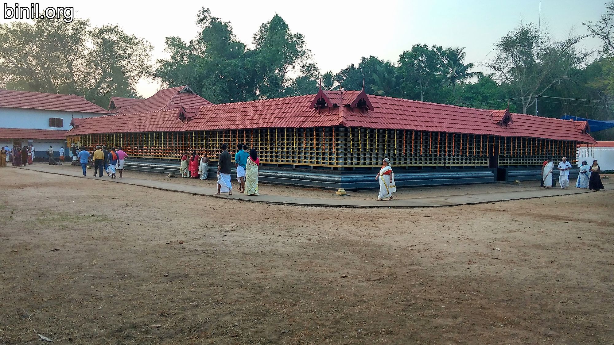 Arattupuzha Sree Sastha Temple - Binil's Travelogue